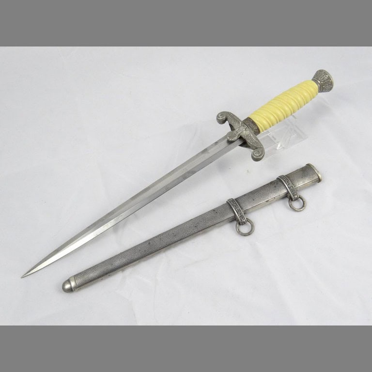 German Army Daggers — German Army (Heer) Dagger Buyer & Seller